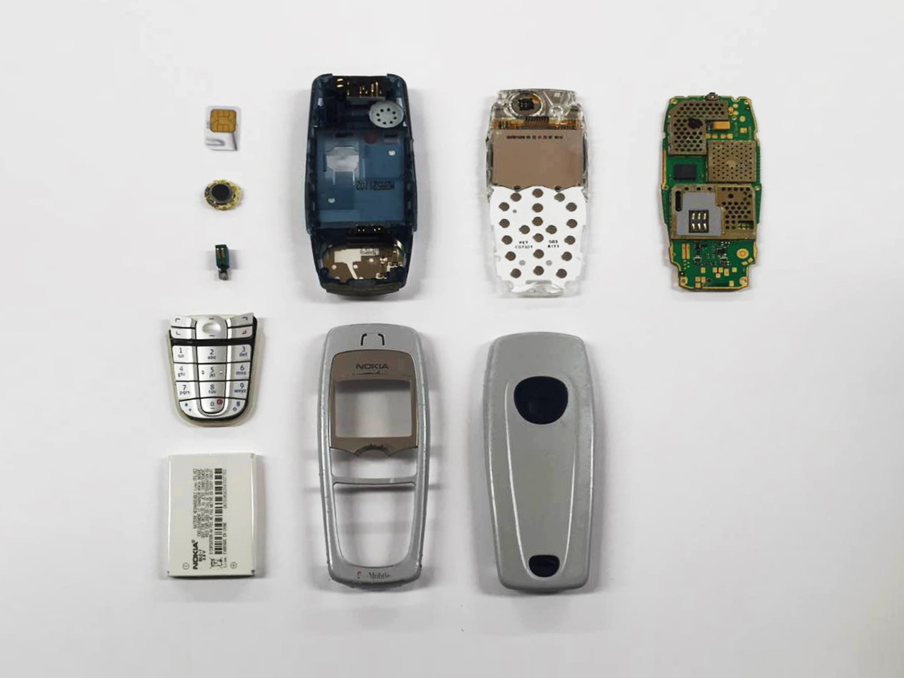 NOKIA PHONE TEAR DOWN PHOTO – Making Studio