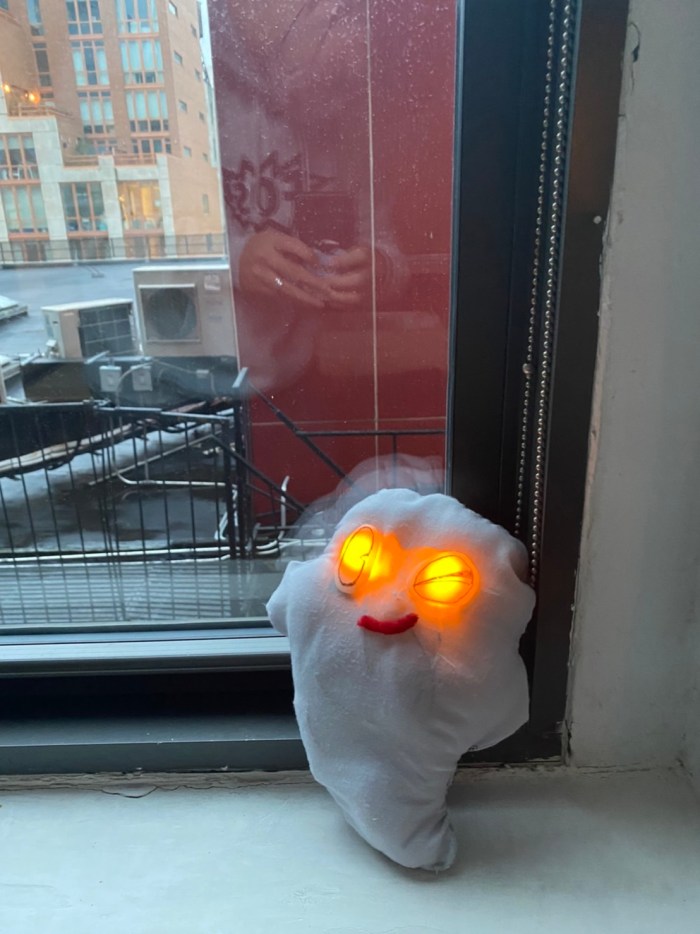 Friendly Ghost – Ghosty – Making Studio